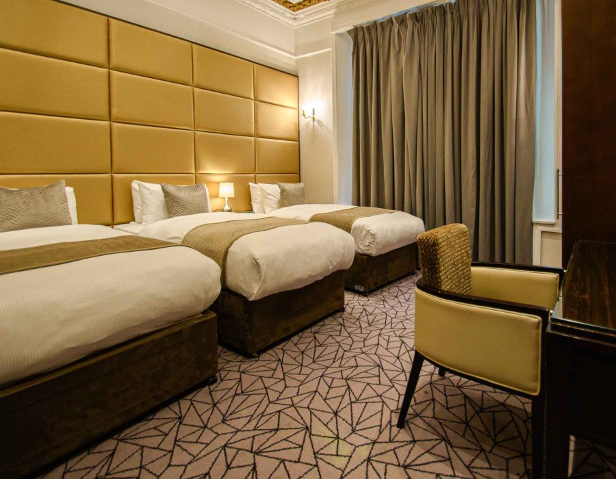 Home [hydeparkinternational.uk]